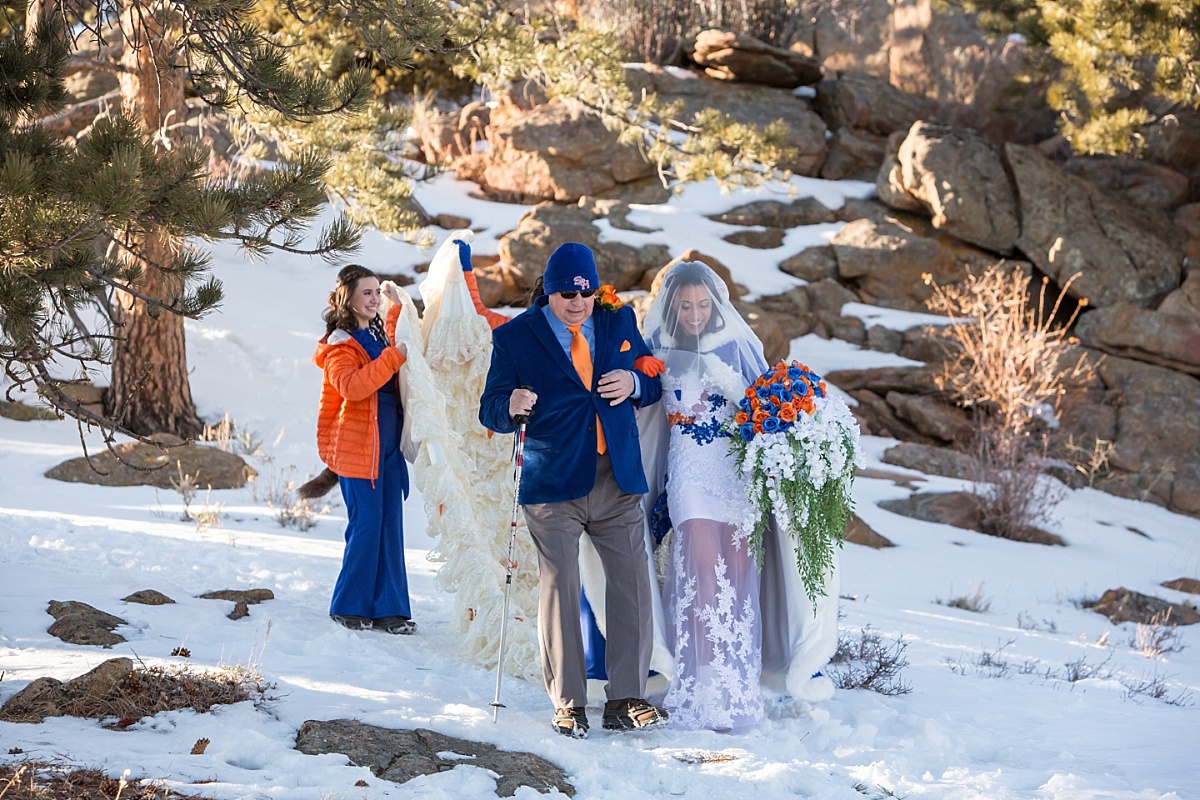 Colorado Elopement in Estes Park - nicholeemerson.com